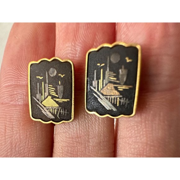 Amita | Jewelry | Amita Japan Gold Plated Black Damascene Scalloped ...